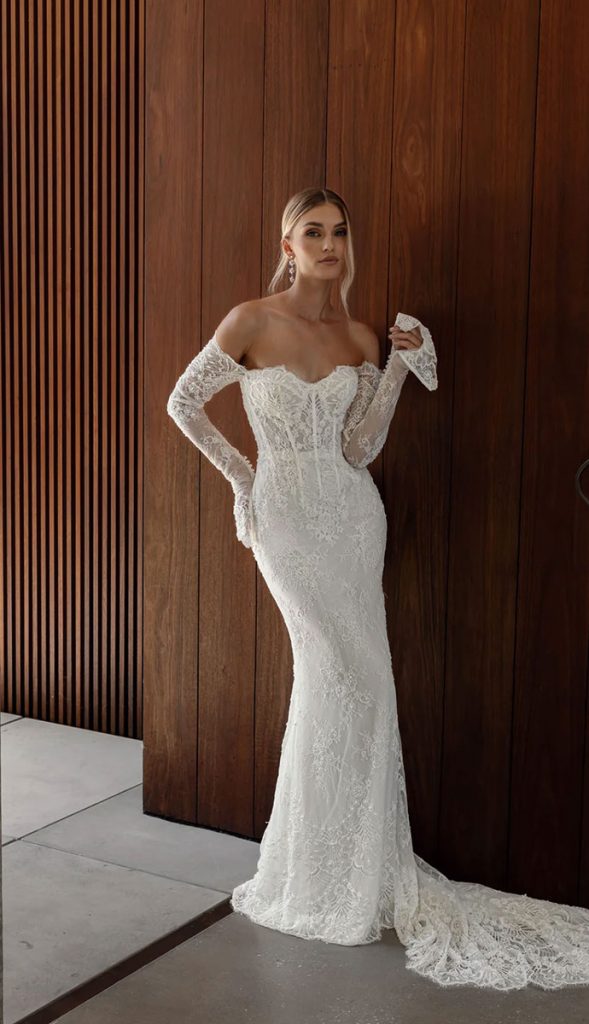 La Premiere Bridal Wedding Dresses & Bridal Gowns - The Wedding Factor